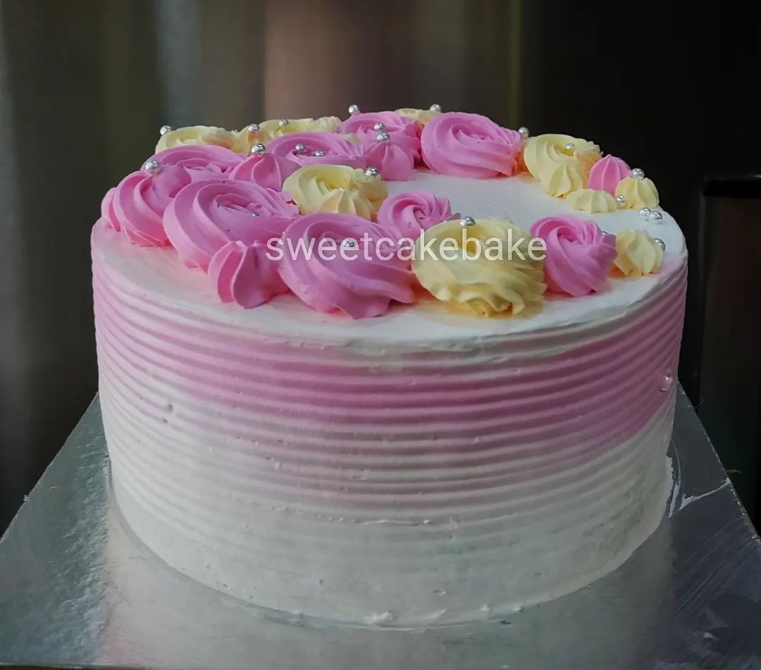 Sweet Cake Bake – Wants a Cake to be Baked with no Chemicals and ...